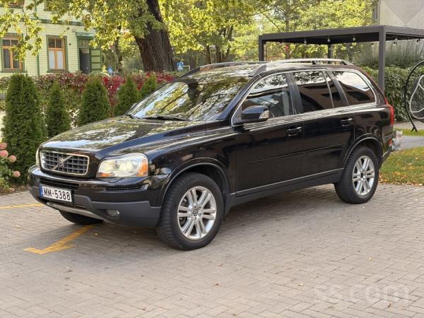 Melns Volvo XC90 2007 Rīga, ar dzinēja tilpumu 2.40 L un nobraukumu 293 tūkst. km par 4500 €, foto 1 vietnē AUTOMOTO.COM.LV