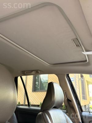 Black Volvo XC90 2007 in Riga, with an engine capacity of 2.40 L and mileage of 293 thousand km for 4500 €, photo 11 on AUTOMOTO.COM.LV