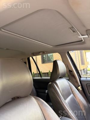 Black Volvo XC90 2007 in Riga, with an engine capacity of 2.40 L and mileage of 293 thousand km for 4500 €, photo 14 on AUTOMOTO.COM.LV