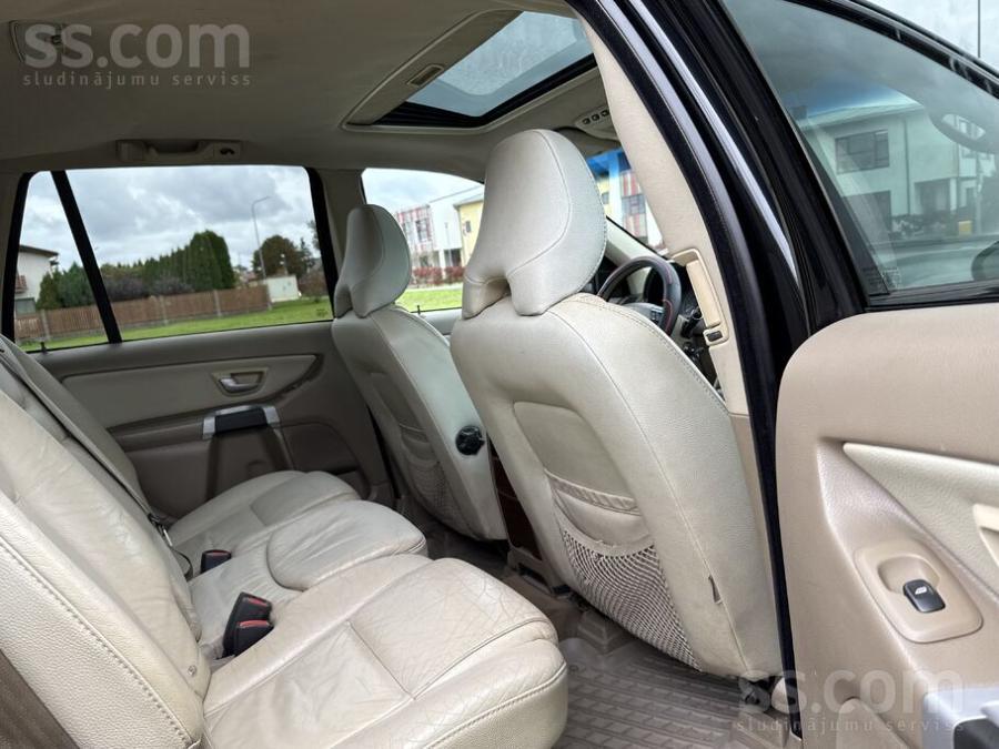 Melns Volvo XC90 2007 Rīga, ar dzinēja tilpumu 3.20 L un nobraukumu 175 tūkst. km par 3500 €, foto 13 vietnē AUTOMOTO.COM.LV