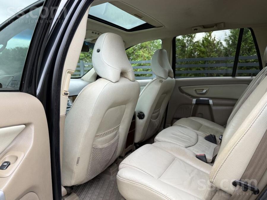 Melns Volvo XC90 2007 Rīga, ar dzinēja tilpumu 3.20 L un nobraukumu 175 tūkst. km par 3500 €, foto 14 vietnē AUTOMOTO.COM.LV