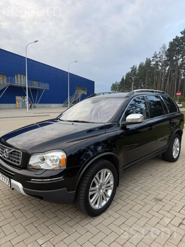 Melns Volvo XC90 2007 Rīga, ar dzinēja tilpumu 2.40 L un nobraukumu 271 tūkst. km par 7000 €, foto 5 vietnē AUTOMOTO.COM.LV