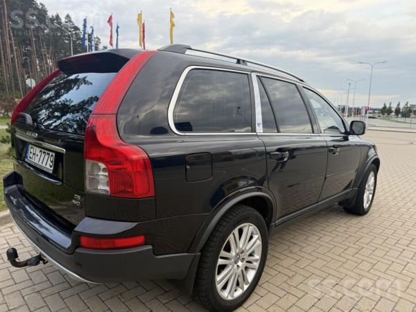 Melns Volvo XC90 2007 Rīga, ar dzinēja tilpumu 2.40 L un nobraukumu 271 tūkst. km par 7000 €, foto 6 vietnē AUTOMOTO.COM.LV