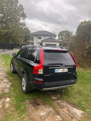 Melns Volvo XC90 2007 Rīga, ar dzinēja tilpumu 2.40 L un nobraukumu 281 tūkst. km par 4200 €, foto 4 vietnē AUTOMOTO.COM.LV