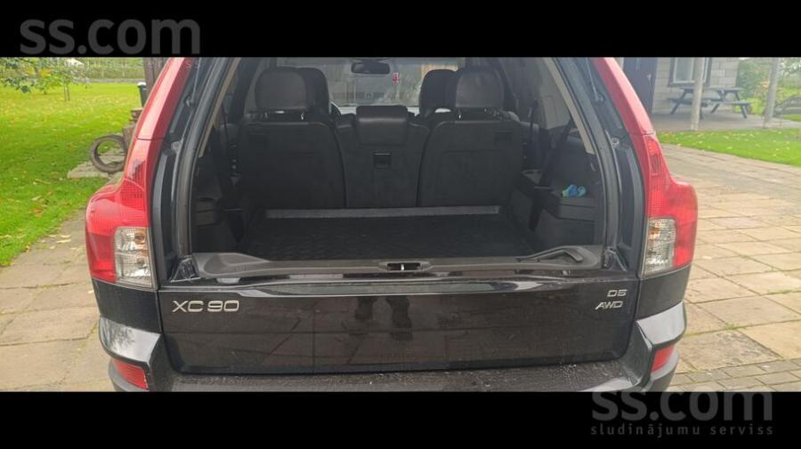 Melns Volvo XC90 2007 Rīga, ar dzinēja tilpumu 2.40 L un nobraukumu 281 tūkst. km par 4200 €, foto 7 vietnē AUTOMOTO.COM.LV
