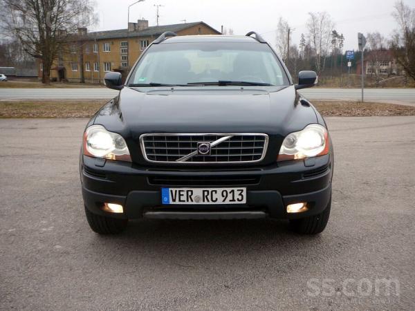 Black Volvo XC90 2008 in Cesis, with an engine capacity of 2.40 L and mileage of 0 thousand km for 8300 €, photo 6 on AUTOMOTO.COM.LV