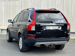 Melns Volvo XC90 2008 Rīga, ar dzinēja tilpumu 2.40 L un nobraukumu 315 tūkst. km par 4950 €, foto 3 vietnē AUTOMOTO.COM.LV