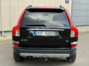 Melns Volvo XC90 2008 Rīga, ar dzinēja tilpumu 2.40 L un nobraukumu 315 tūkst. km par 4950 €, foto 10 vietnē AUTOMOTO.COM.LV