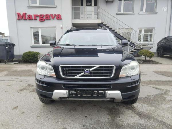 Black Volvo XC90 2008 in Marijampole, with an engine capacity of 2.40 L and mileage of 249 thousand km for 6699 €, photo 2 on AUTOMOTO.COM.LV