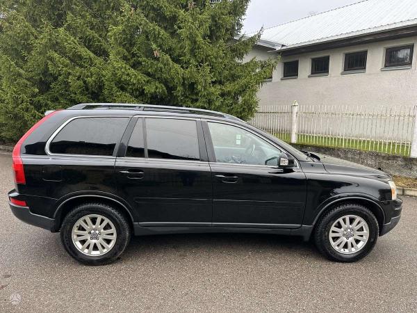 Melns Volvo XC90 2008 Raseiniai, ar dzinēja tilpumu 2.40 L un nobraukumu 286 tūkst. km par 5450 €, foto 9 vietnē AUTOMOTO.COM.LV