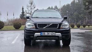 Black Volvo XC90 2008 in Elektrenai, with an engine capacity of 2.40 L and mileage of 297 thousand km for 7300 €, photo 10 on AUTOMOTO.COM.LV