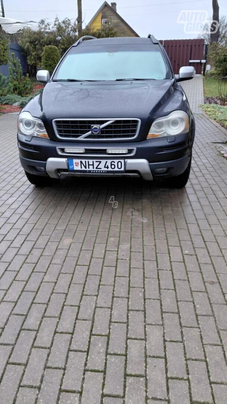 Black Volvo XC90 2008 in Zarasai, with an engine capacity of 2.40 L and mileage of 340 thousand km for 6000 €, photo 6 on AUTOMOTO.COM.LV