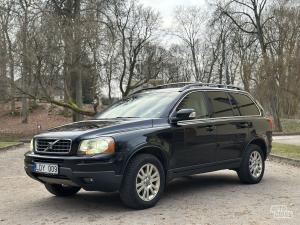 Black Volvo XC90 2008 in Klaipeda, with an engine capacity of 2.40 L and mileage of 300 thousand km for 4900 €, photo 3 on AUTOMOTO.COM.LV