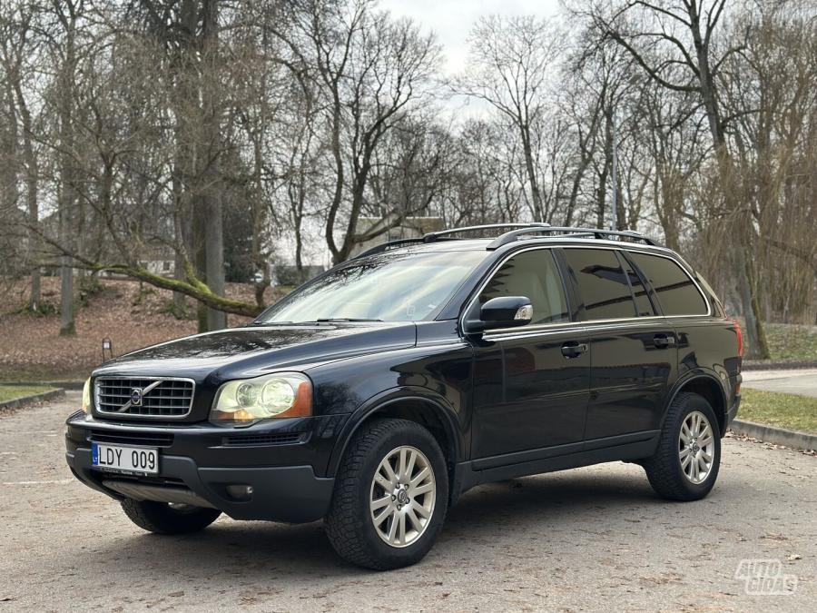 Black Volvo XC90 2008 in Klaipeda, with an engine capacity of 2.40 L and mileage of 300 thousand km for 4900 €, photo 3 on AUTOMOTO.COM.LV