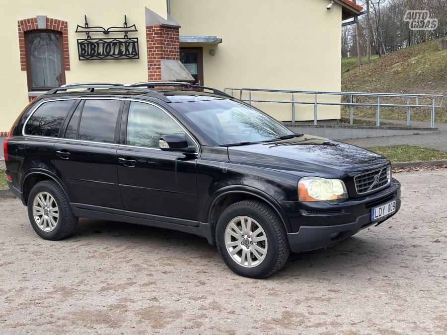 Black Volvo XC90 2008 in Klaipeda, with an engine capacity of 2.40 L and mileage of 300 thousand km for 4900 €, photo 6 on AUTOMOTO.COM.LV