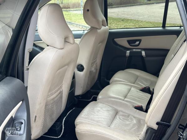 Melns Volvo XC90 2008 Klaipėda, ar dzinēja tilpumu 2.40 L un nobraukumu 300 tūkst. km par 4900 €, foto 10 vietnē AUTOMOTO.COM.LV