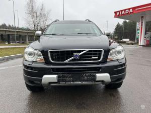 Melns Volvo XC90 2008 Viļņa, ar dzinēja tilpumu 2.40 L un nobraukumu 270 tūkst. km par 6700 €, foto 2 vietnē AUTOMOTO.COM.LV