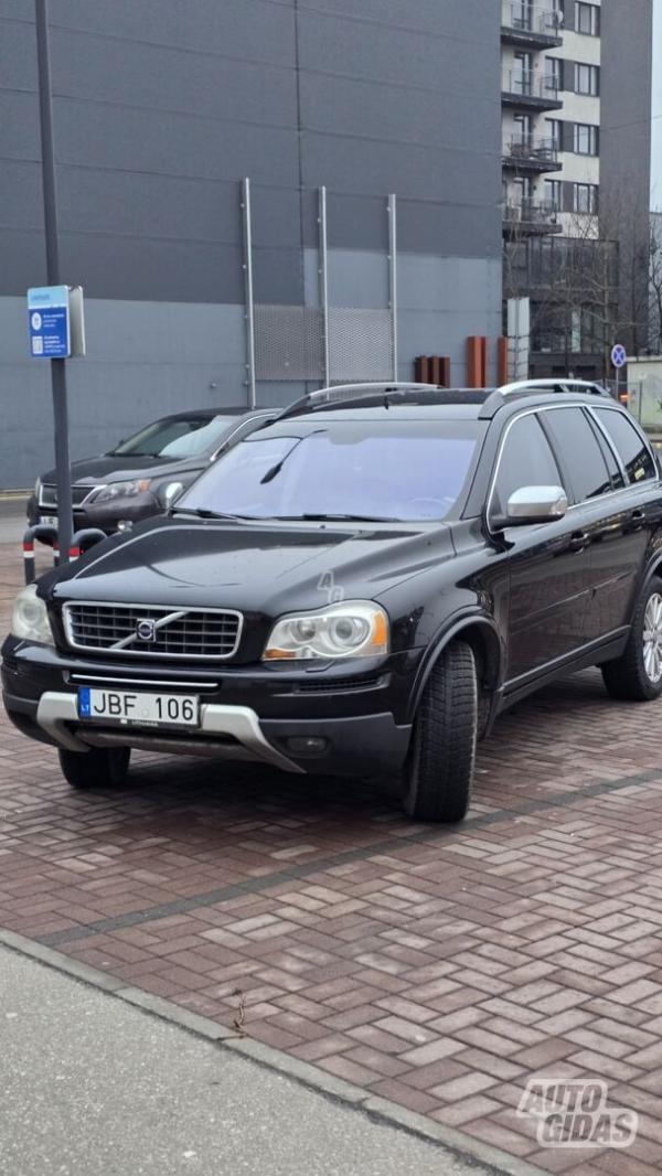 Melns Volvo XC90 2008 Viļņa, ar dzinēja tilpumu 2.40 L un nobraukumu 315 tūkst. km par 5950 €, foto 1 vietnē AUTOMOTO.COM.LV