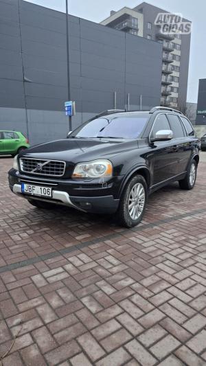 Black Volvo XC90 2008 in Vilnius, with an engine capacity of 2.40 L and mileage of 315 thousand km for 5950 €, photo 14 on AUTOMOTO.COM.LV