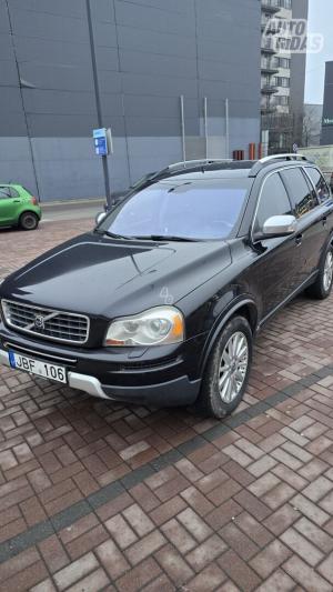 Melns Volvo XC90 2008 Viļņa, ar dzinēja tilpumu 2.40 L un nobraukumu 315 tūkst. km par 5949 €, foto 13 vietnē AUTOMOTO.COM.LV