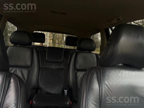 Melns Volvo XC90 2008 Jelgava, ar dzinēja tilpumu 2.40 L un nobraukumu 382 tūkst. km par 3900 €, foto 10 vietnē AUTOMOTO.COM.LV