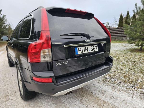 Black Volvo XC90 2008 in Kaunas, with an engine capacity of 3.20 L and mileage of 283 thousand km for 4650 €, photo 9 on AUTOMOTO.COM.LV