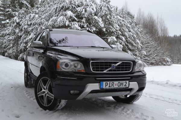 Black Volvo XC90 2008 in Vilnius, with an engine capacity of 2.40 L and mileage of 299 thousand km for 6550 €, photo 1 on AUTOMOTO.COM.LV