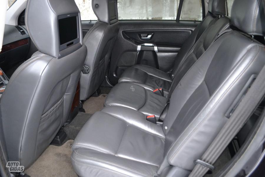Melns Volvo XC90 2008 Viļņa, ar dzinēja tilpumu 2.40 L un nobraukumu 299 tūkst. km par 6550 €, foto 12 vietnē AUTOMOTO.COM.LV