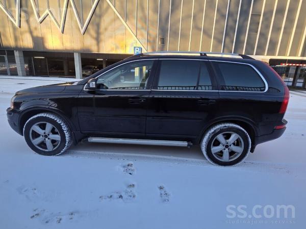 Melns Volvo XC90 2008 Rīga, ar dzinēja tilpumu 3.20 L un nobraukumu 332 tūkst. km par 5850 €, foto 4 vietnē AUTOMOTO.COM.LV