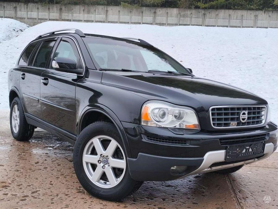 Black Volvo XC90 2008 in Vilnius, with an engine capacity of 2.40 L and mileage of 263 thousand km for 8360 €, photo 9 on AUTOMOTO.COM.LV