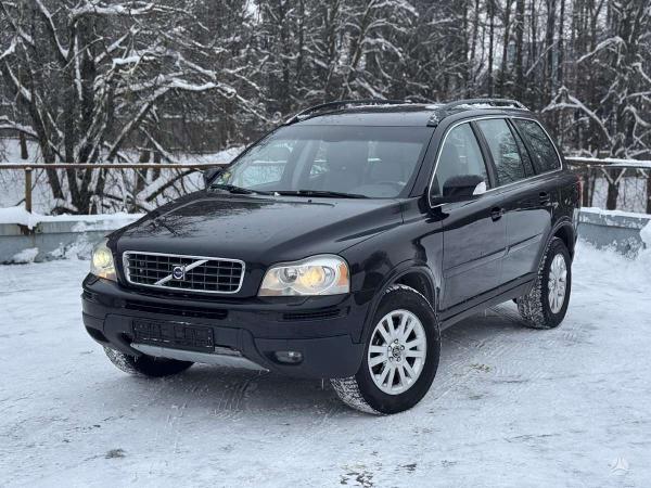 Melns Volvo XC90 2008 Viļņa, ar dzinēja tilpumu 2.40 L un nobraukumu 308 tūkst. km par 6900 €, foto 1 vietnē AUTOMOTO.COM.LV