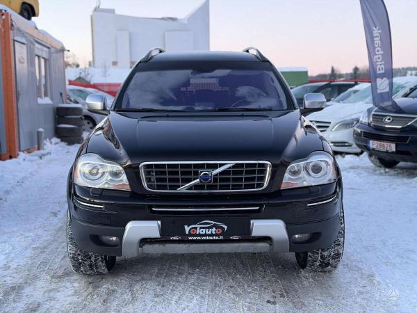 Melns Volvo XC90 2008 Viļņa, ar dzinēja tilpumu 2.40 L un nobraukumu 303 tūkst. km par 7200 €, foto 2 vietnē AUTOMOTO.COM.LV