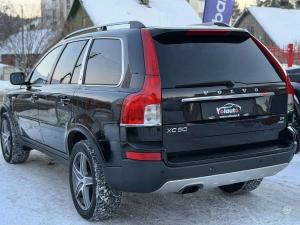Black Volvo XC90 2008 in Vilnius, with an engine capacity of 2.40 L and mileage of 303 thousand km for 7200 €, photo 6 on AUTOMOTO.COM.LV