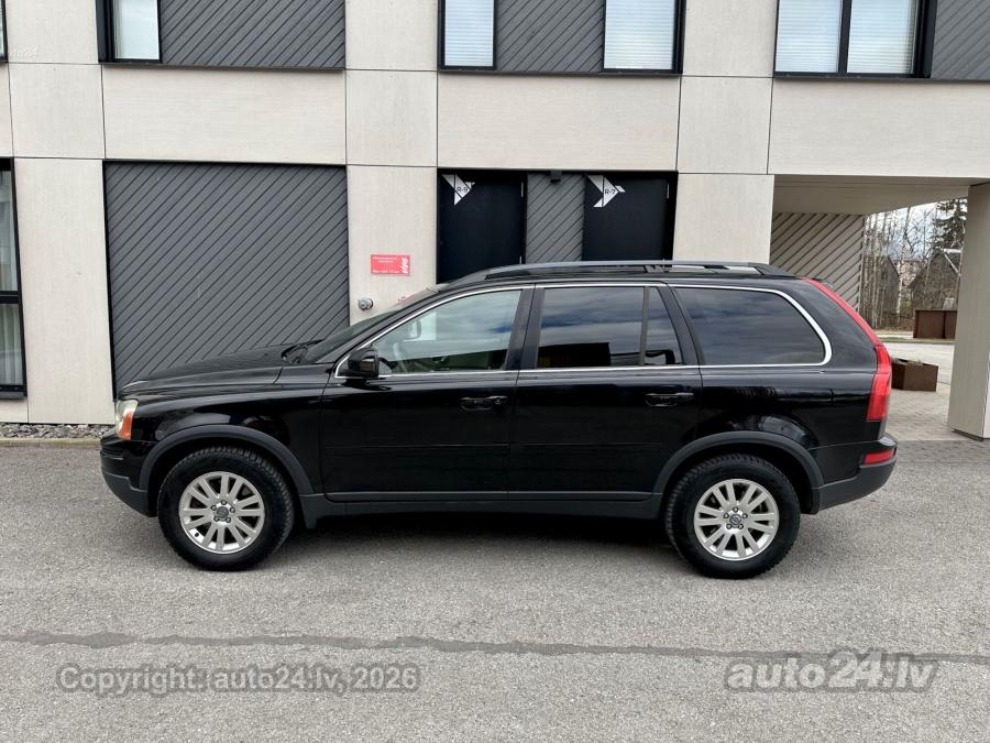 Black Volvo XC90 2008 in Tartu, with an engine capacity of 2.40 L and mileage of 0 thousand km for 5490 €, photo 6 on AUTOMOTO.COM.LV