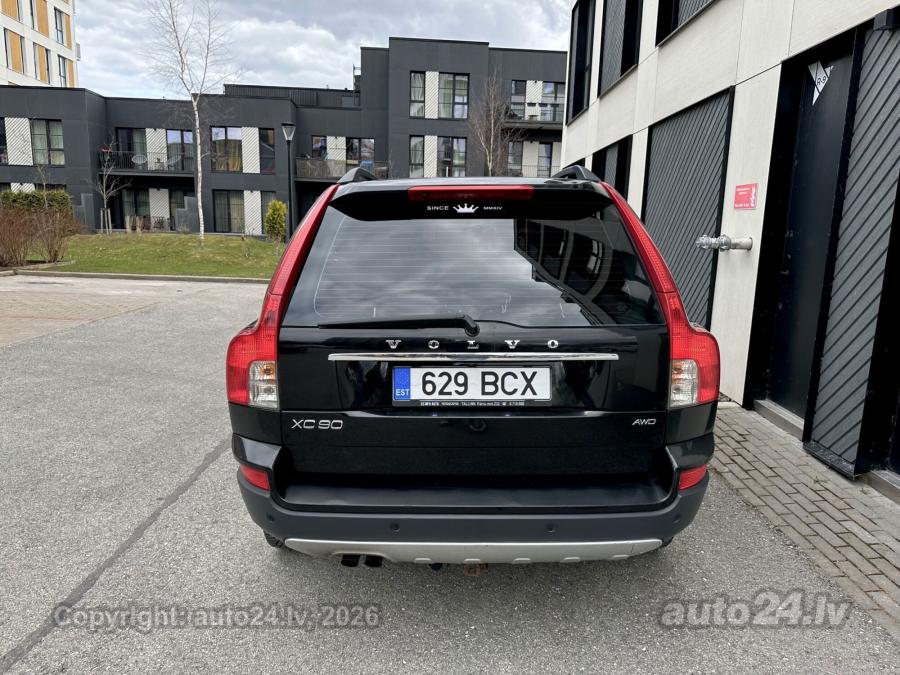 Black Volvo XC90 2008 in Tartu, with an engine capacity of 2.40 L and mileage of 0 thousand km for 5490 €, photo 9 on AUTOMOTO.COM.LV