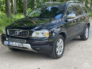 Melns Volvo XC90 2008 Viļņa, ar dzinēja tilpumu 2.40 L un nobraukumu 272 tūkst. km par 6799 €, foto  vietnē AUTOMOTO.COM.LV