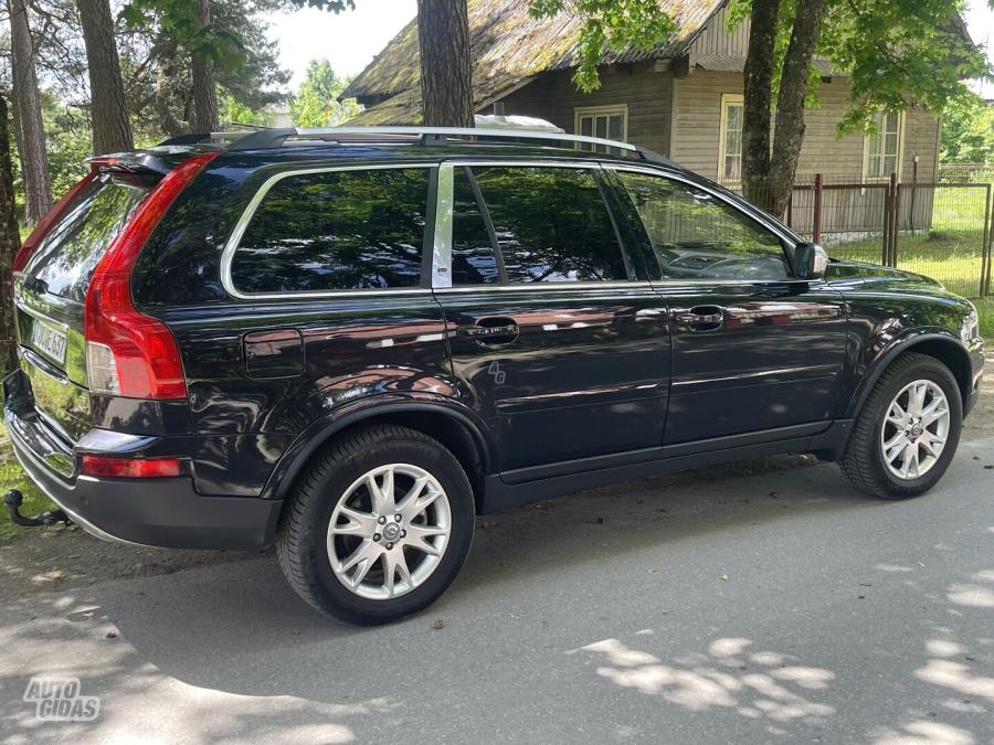 Black Volvo XC90 2008 in Vilnius, with an engine capacity of 2.40 L and mileage of 272 thousand km for 6799 €, photo 5 on AUTOMOTO.COM.LV
