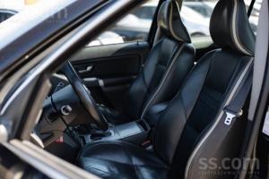 Black Volvo XC90 2008 in Riga, with an engine capacity of 2.40 L and mileage of 331 thousand km for 6790 €, photo 13 on AUTOMOTO.COM.LV
