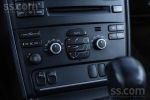 Black Volvo XC90 2008 in Riga, with an engine capacity of 2.40 L and mileage of 331 thousand km for 6790 €, photo 20 on AUTOMOTO.COM.LV