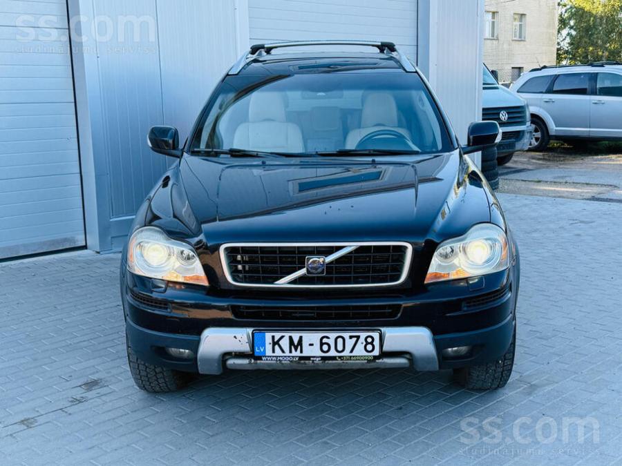 Melns Volvo XC90 2008 Rīga, ar dzinēja tilpumu 2.40 L un nobraukumu 321 tūkst. km par 4990 €, foto 3 vietnē AUTOMOTO.COM.LV