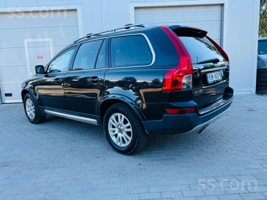 Melns Volvo XC90 2008 Rīga, ar dzinēja tilpumu 2.40 L un nobraukumu 321 tūkst. km par 4990 €, foto 5 vietnē AUTOMOTO.COM.LV