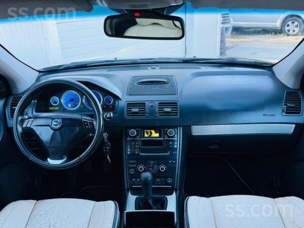 Melns Volvo XC90 2008 Rīga, ar dzinēja tilpumu 2.40 L un nobraukumu 321 tūkst. km par 4990 €, foto 6 vietnē AUTOMOTO.COM.LV