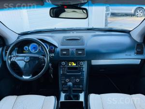 Melns Volvo XC90 2008 Rīga, ar dzinēja tilpumu 2.40 L un nobraukumu 321 tūkst. km par 4990 €, foto 7 vietnē AUTOMOTO.COM.LV