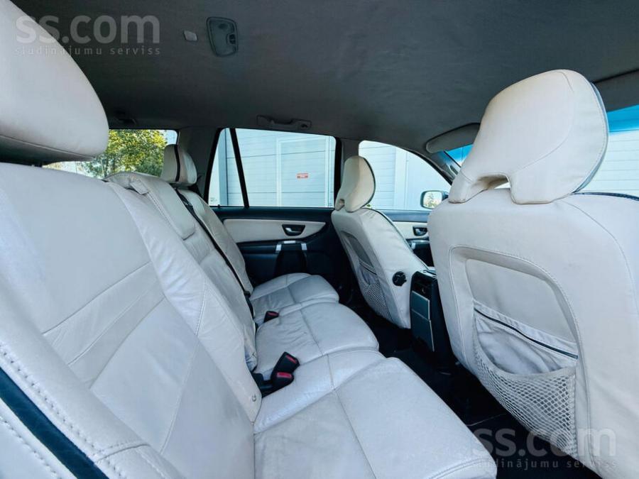 Melns Volvo XC90 2008 Rīga, ar dzinēja tilpumu 2.40 L un nobraukumu 321 tūkst. km par 4990 €, foto 10 vietnē AUTOMOTO.COM.LV