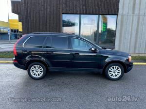 Melns Volvo XC90 2008 Tartu, ar dzinēja tilpumu 2.40 L un nobraukumu 335 tūkst. km par 5499 €, foto 6 vietnē AUTOMOTO.COM.LV