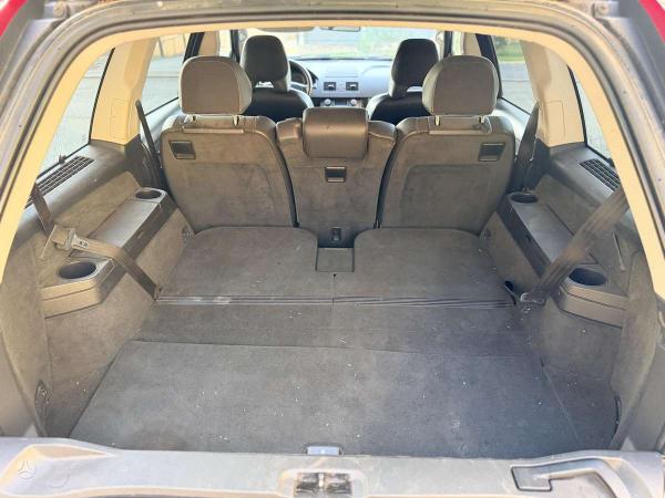 Melns Volvo XC90 2008 Kauņa, ar dzinēja tilpumu 2.40 L un nobraukumu 250 tūkst. km par 3999 €, foto 7 vietnē AUTOMOTO.COM.LV