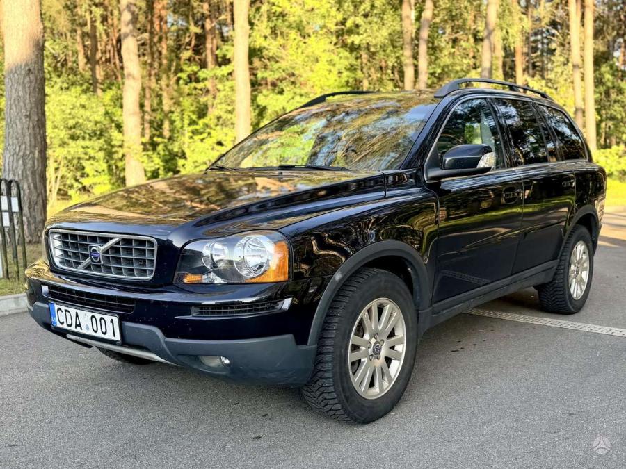 Melns Volvo XC90 2008 Kauņa, ar dzinēja tilpumu 2.40 L un nobraukumu 250 tūkst. km par 3999 €, foto 1 vietnē AUTOMOTO.COM.LV
