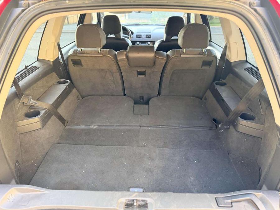 Melns Volvo XC90 2008 Kauņa, ar dzinēja tilpumu 2.40 L un nobraukumu 250 tūkst. km par 3999 €, foto 8 vietnē AUTOMOTO.COM.LV