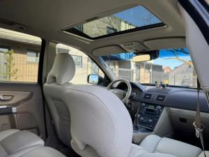 Melns Volvo XC90 2008 Jelgava, ar dzinēja tilpumu 2.40 L un nobraukumu 304 tūkst. km par 5950 €, foto 13 vietnē AUTOMOTO.COM.LV