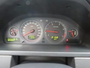Черный Вольво ХС90 2008 в Рига, объемом двигателя 2.40 л и пробегом 370 тыс. км за 4290 €, фото 13 на AUTOMOTO.COM.LV
